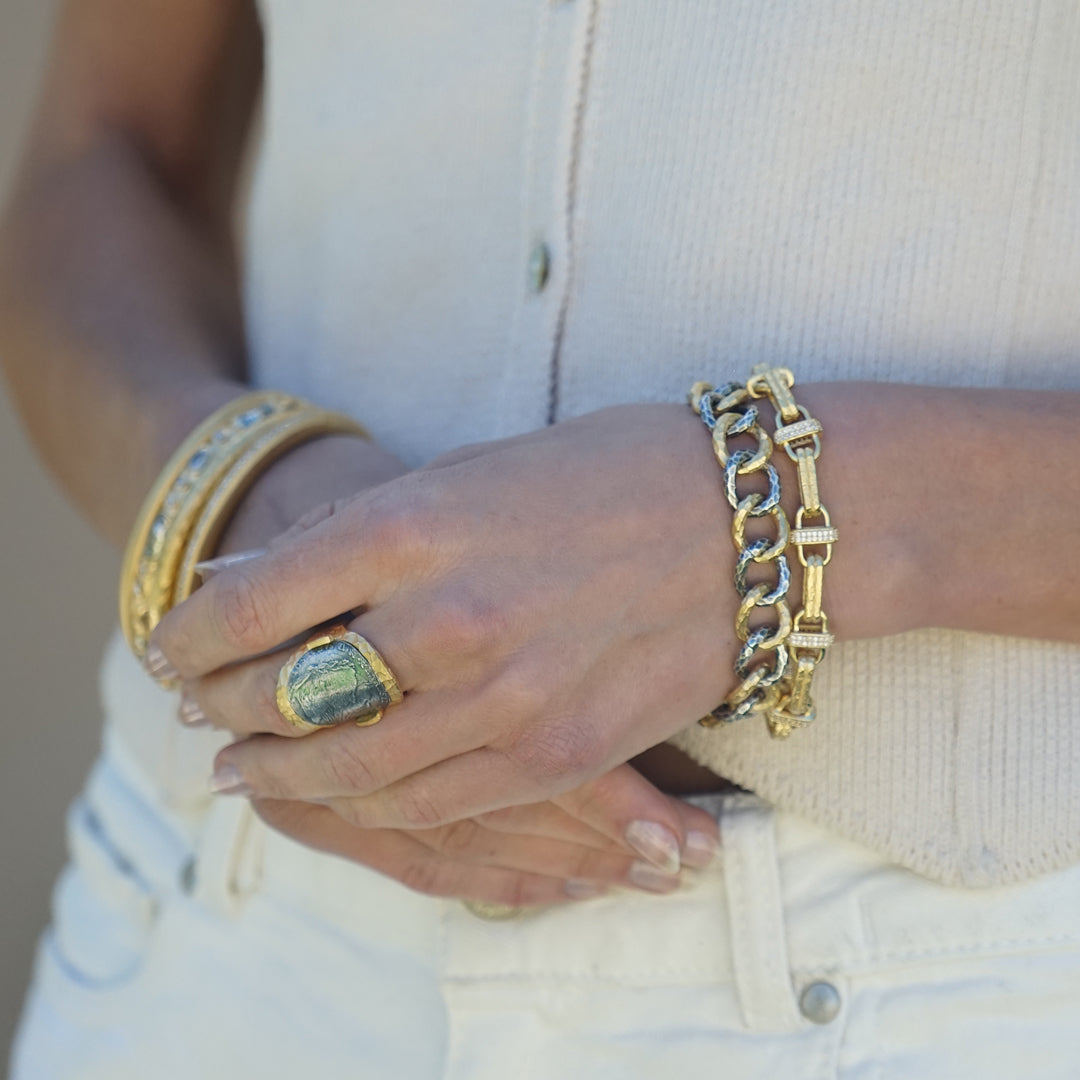 TWO TONE MINI CHARIOT HAMMERED LINK BRACELET – Tat2 Designs